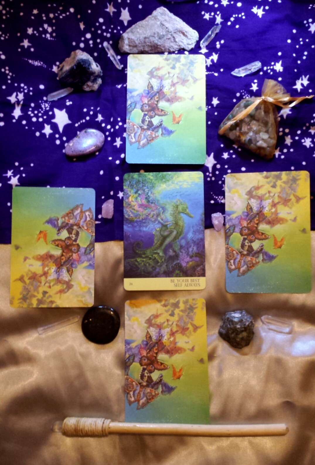 5-Oracle Card Readings | Happy Thoughts – A Positive Affirmations Podcast