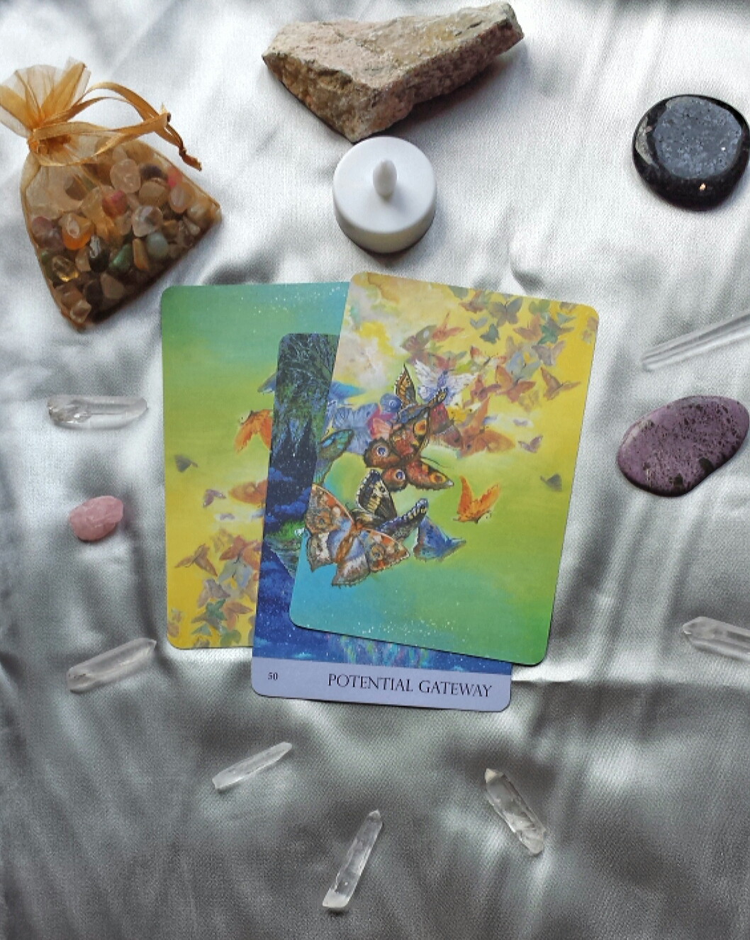 5-Oracle Card Readings | Happy Thoughts – A Positive Affirmations Podcast